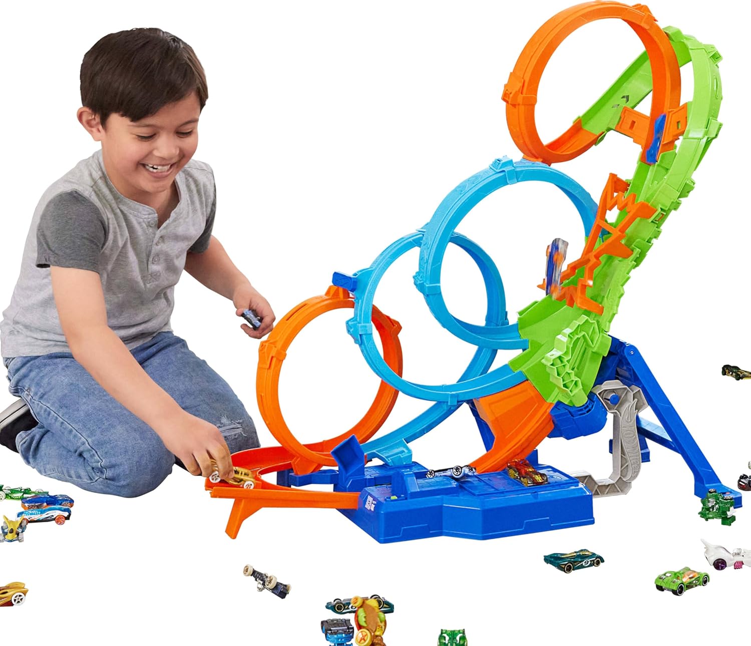 Hot Wheels Track Set with 4 Loops, 3-Way Crash Zone & Motorized Booster ...